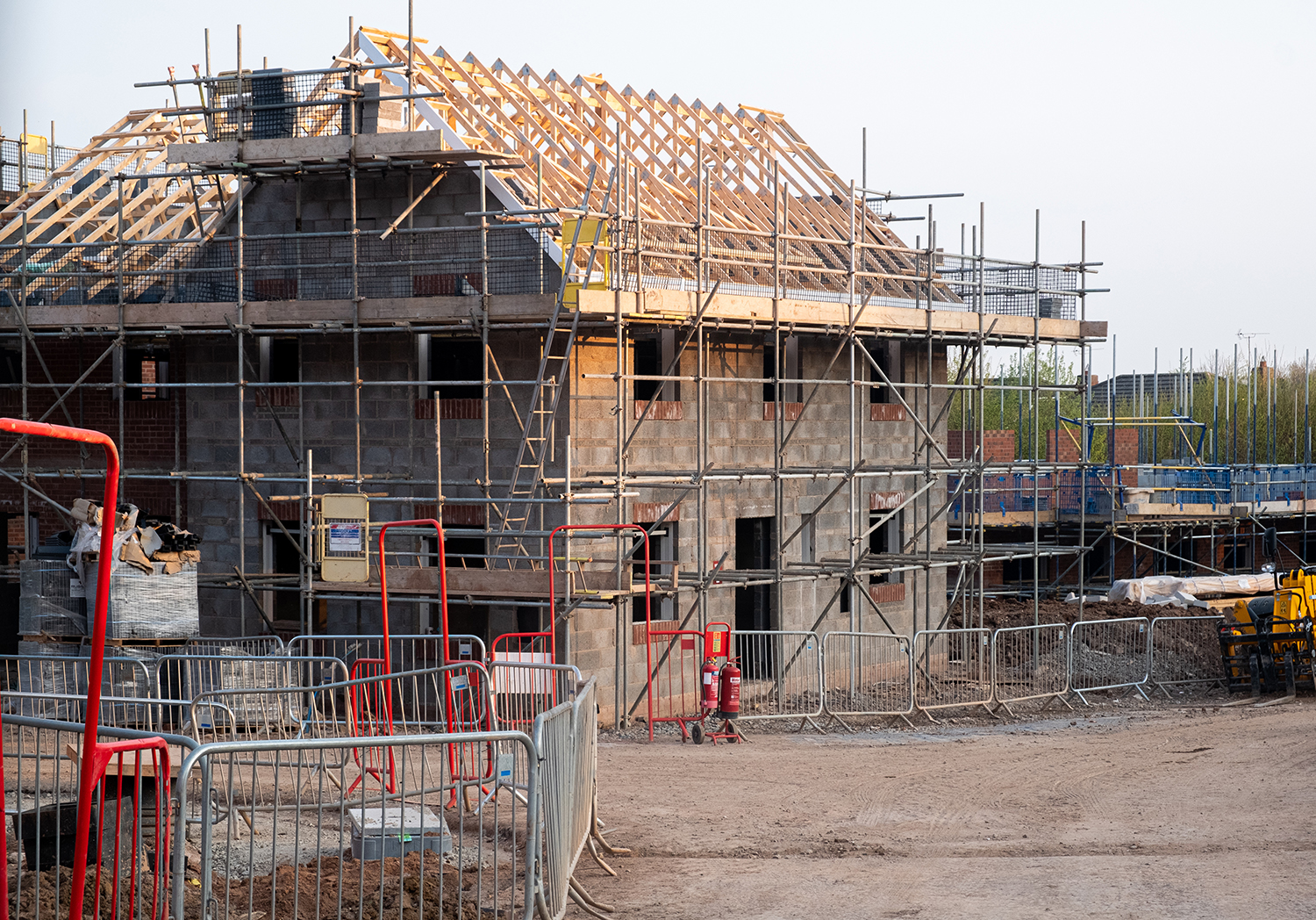Latest UK housing starts and completions figures